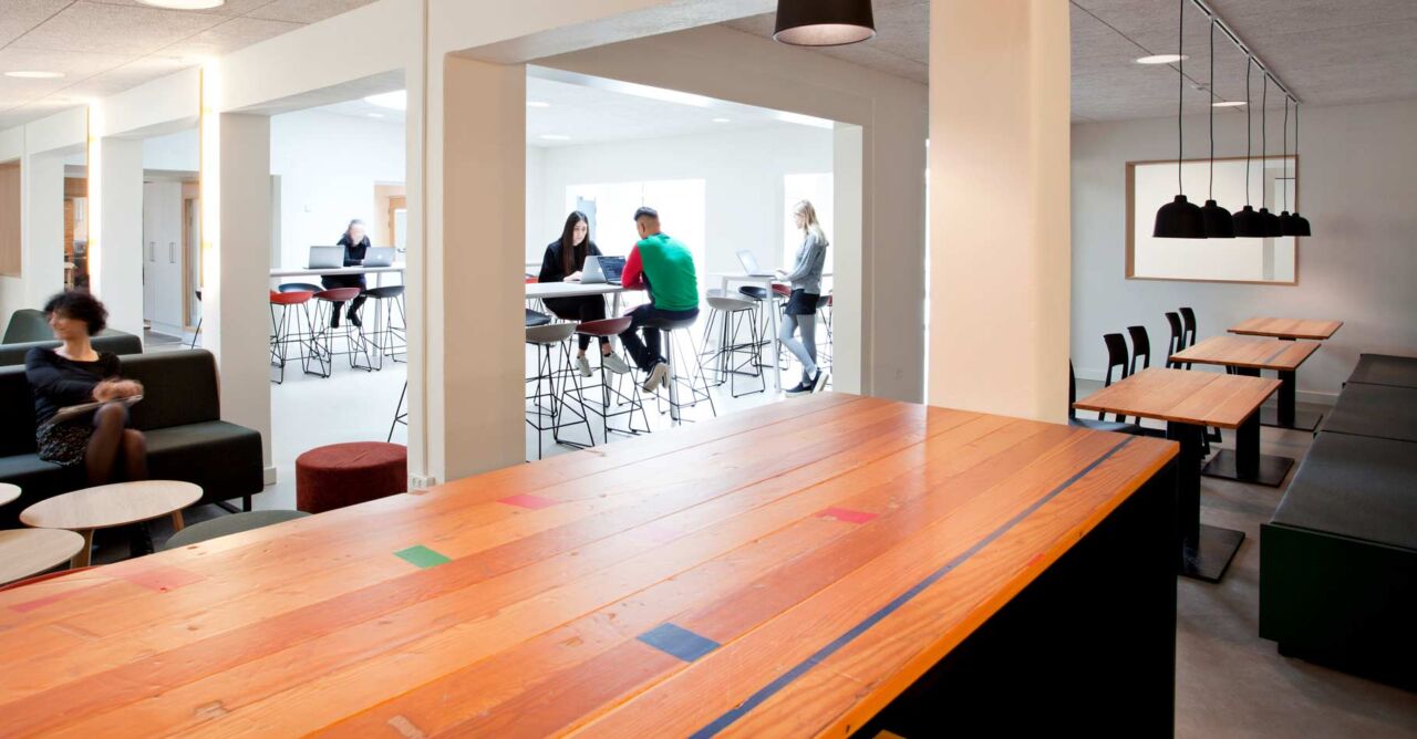 VIA University College - HOLMRIS B8