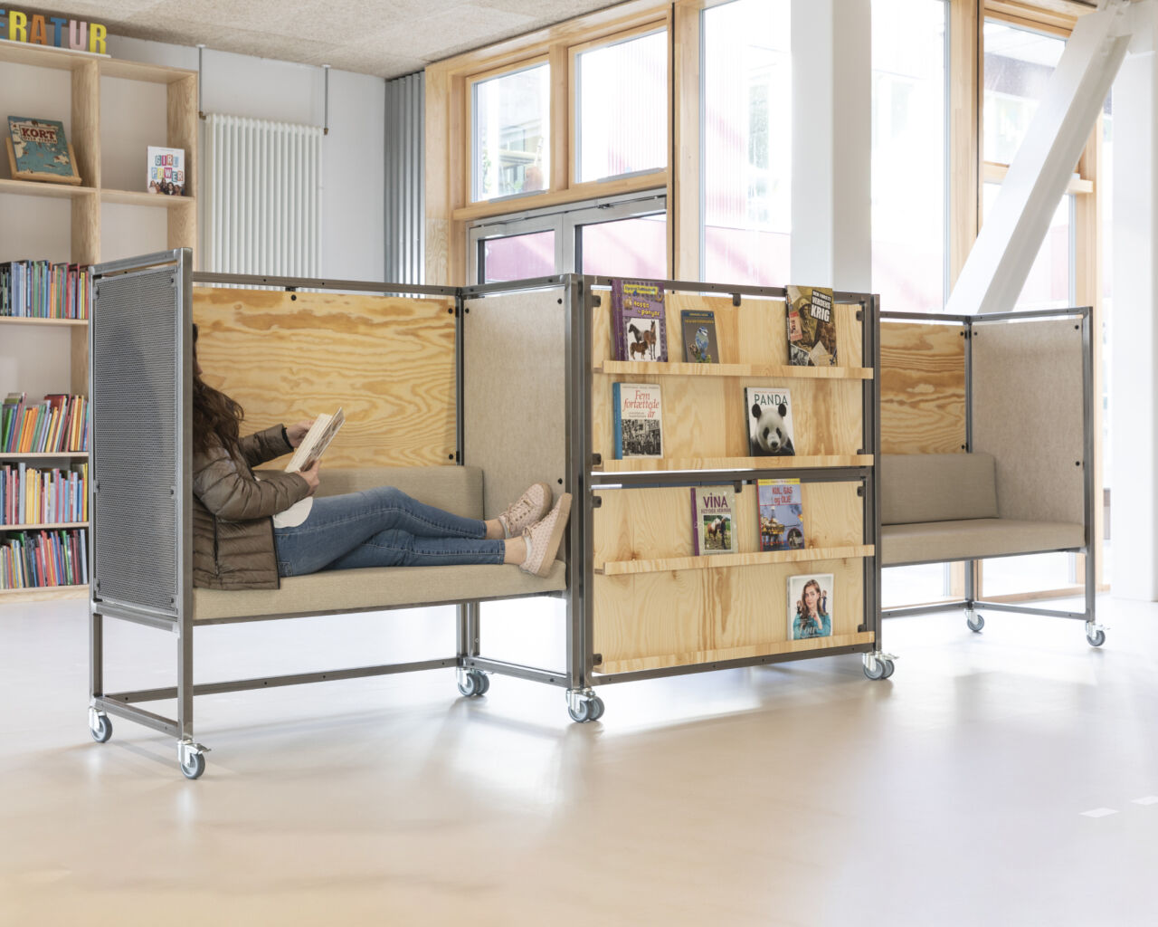 Making Space - HOLMRIS B8