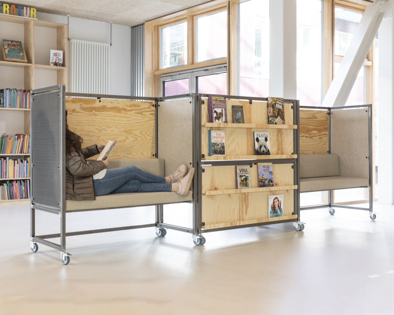 Making Space - HOLMRIS B8